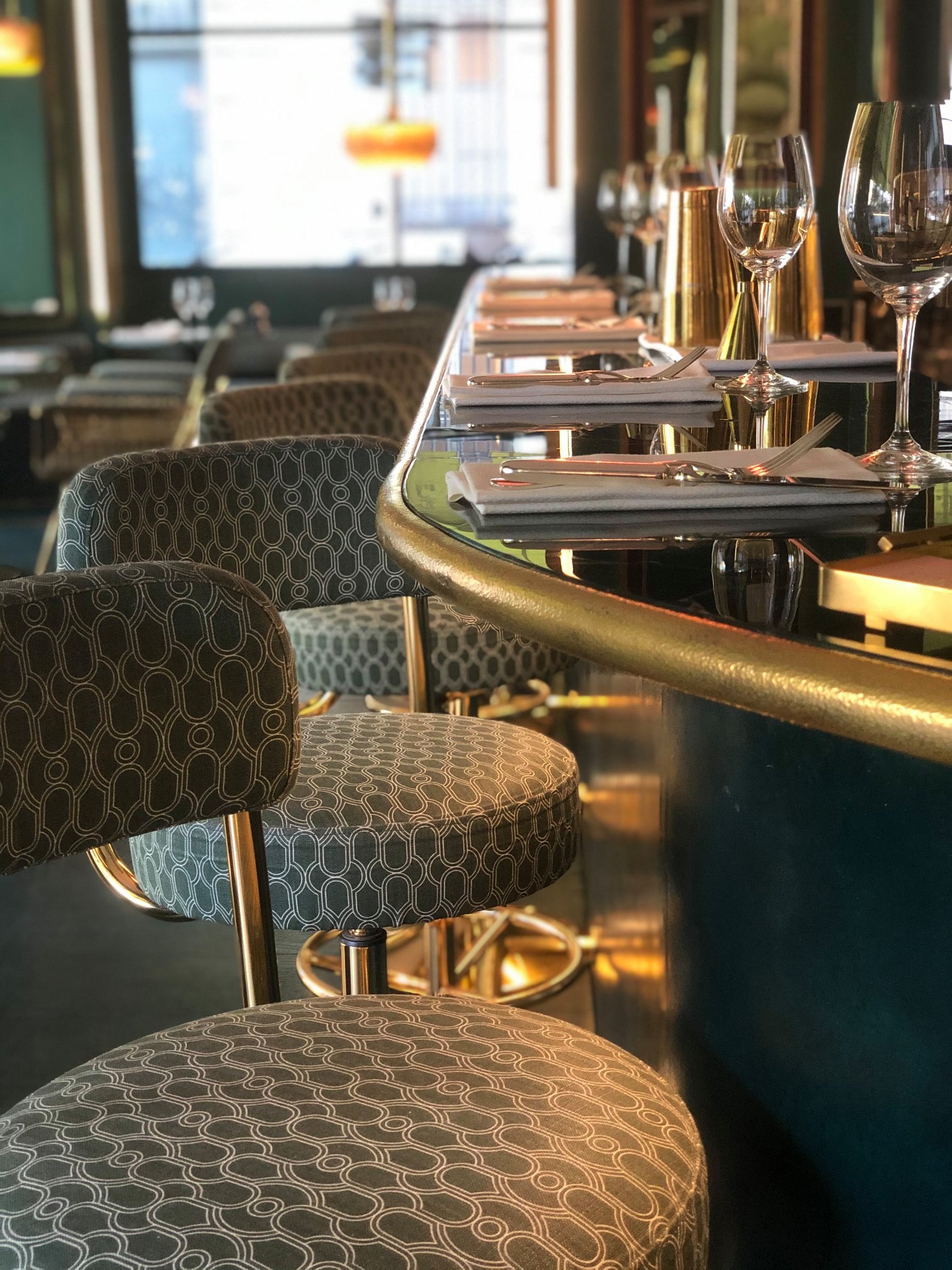 Mon Square Restaurant